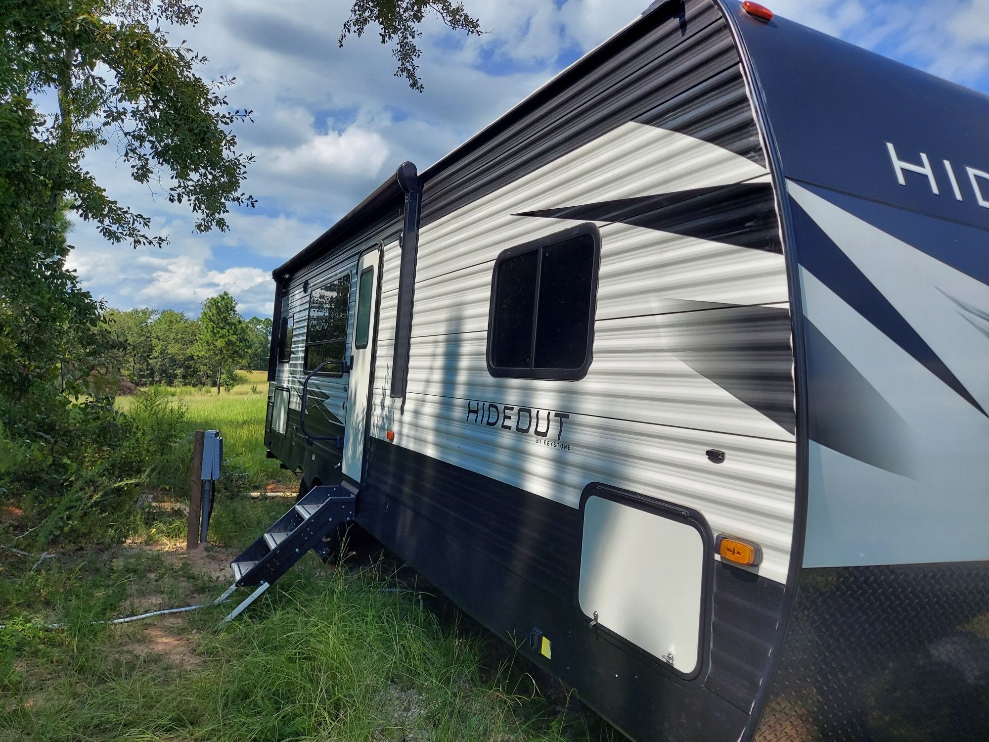 2021 Keystone Hideout 28RKS - National Vehicle