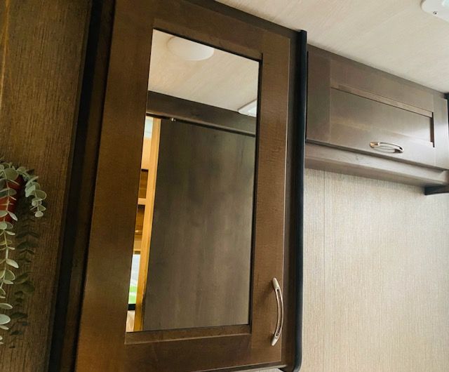 2022 Nexus Triumph 24T - National Vehicle