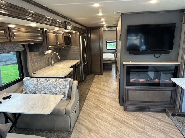 2021 Fleetwood Bounder 35P - National Vehicle