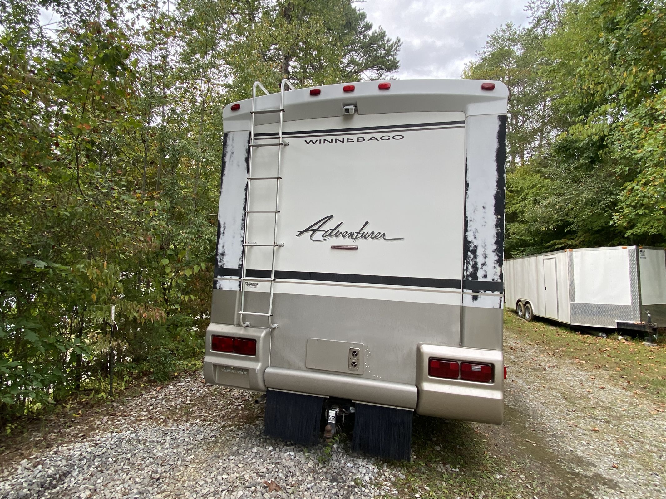 2001 Winnebago Adventurer 37G - National Vehicle