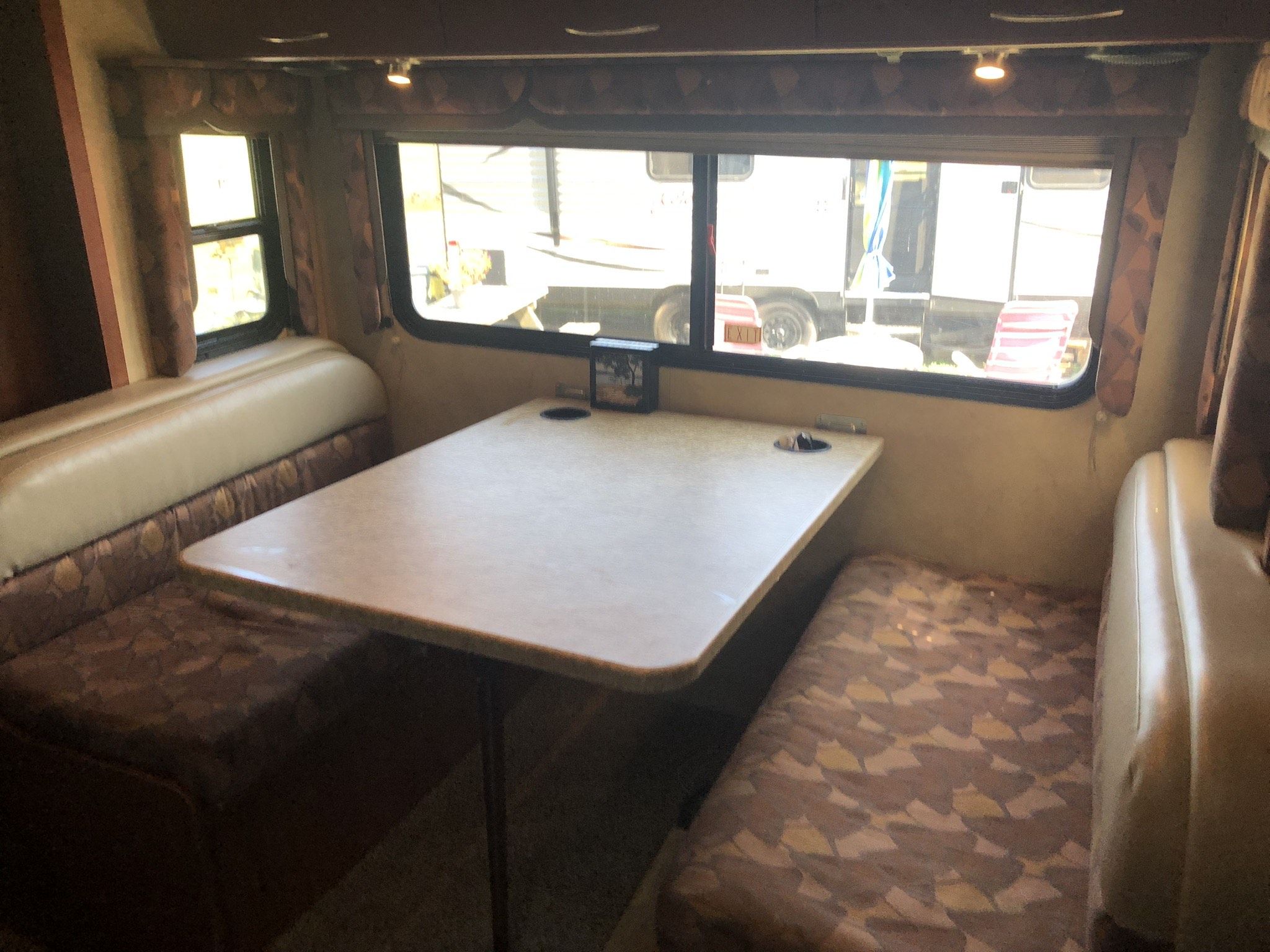 2011 Four Winds Siesta 24SA - National Vehicle