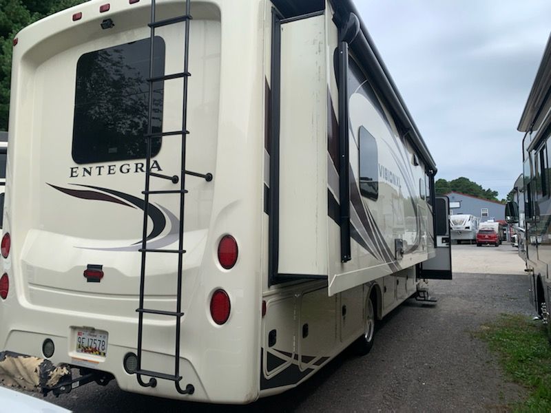 2020 Entegra Coach Vision XL 34G - National Vehicle