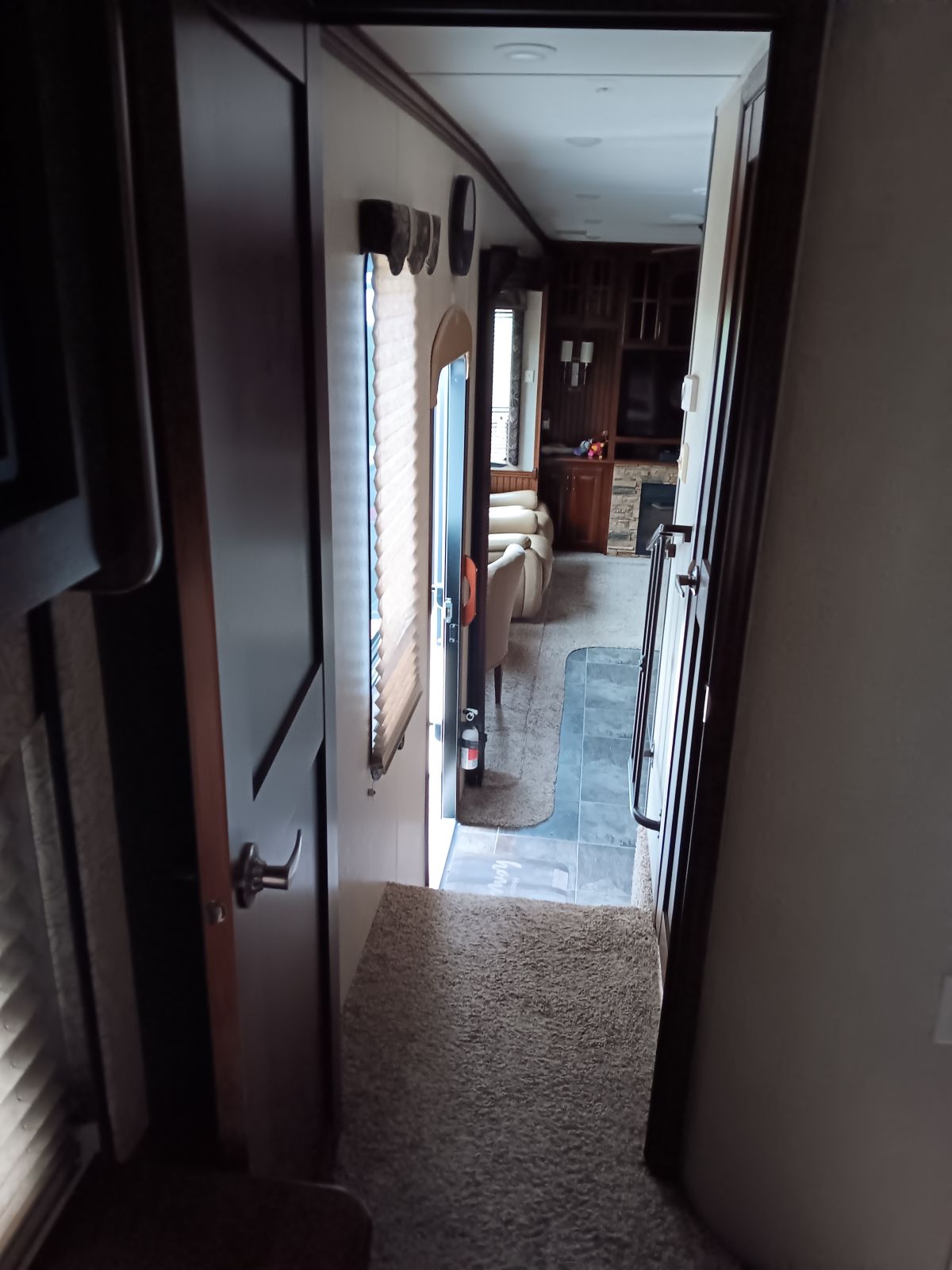 2015 Keystone Alpine 3010RE - National Vehicle