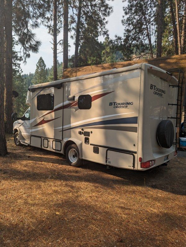 2022 Gulf Stream B Touring 5240 - National Vehicle