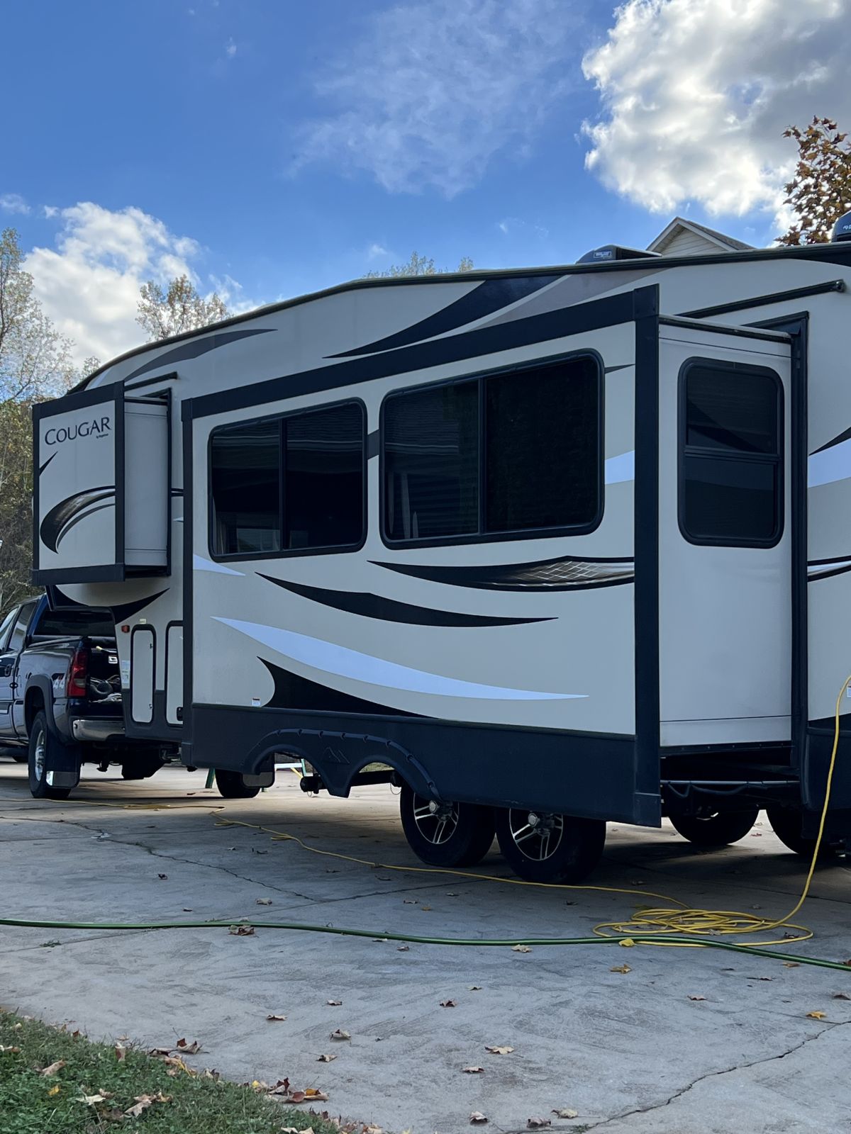 2019 Keystone Cougar 25RES - National Vehicle