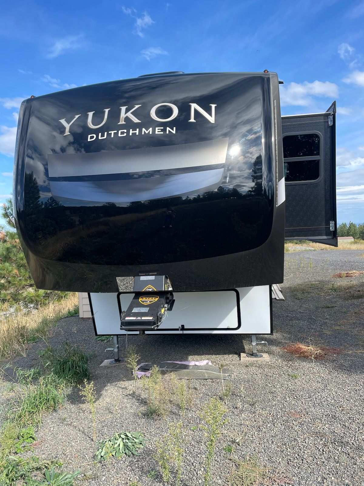 2021 Dutchmen Yukon 400RL - National Vehicle