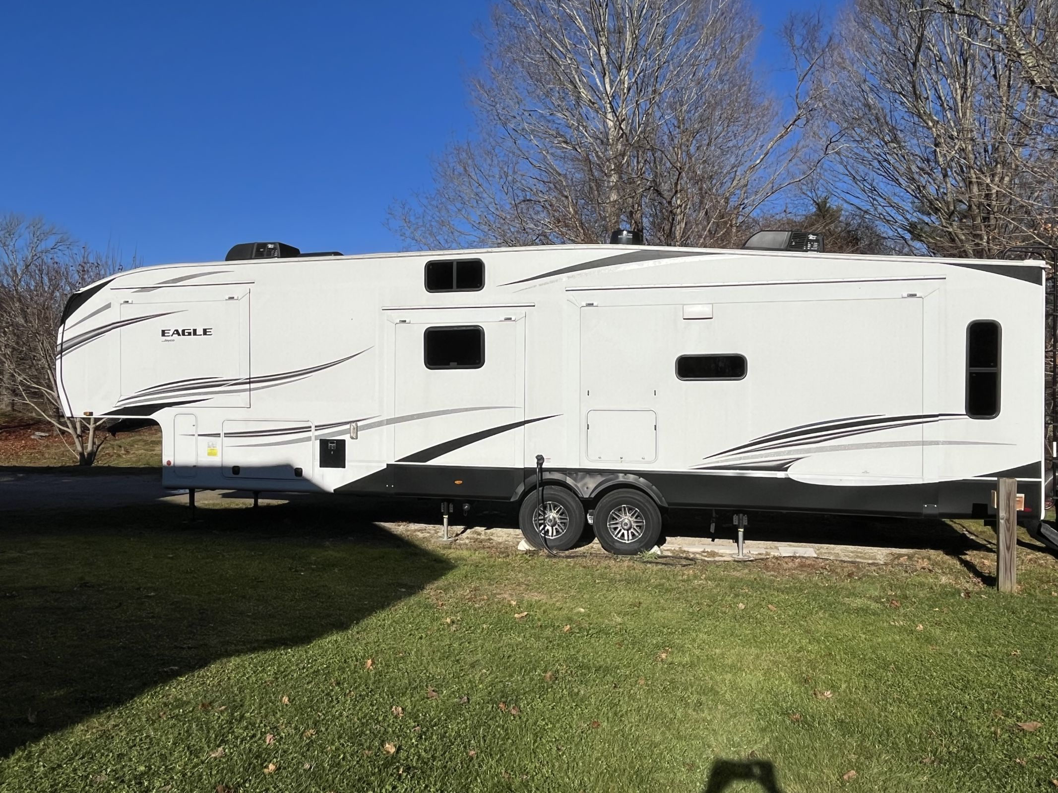 2021 Jayco Eagle 355MBQS - National Vehicle