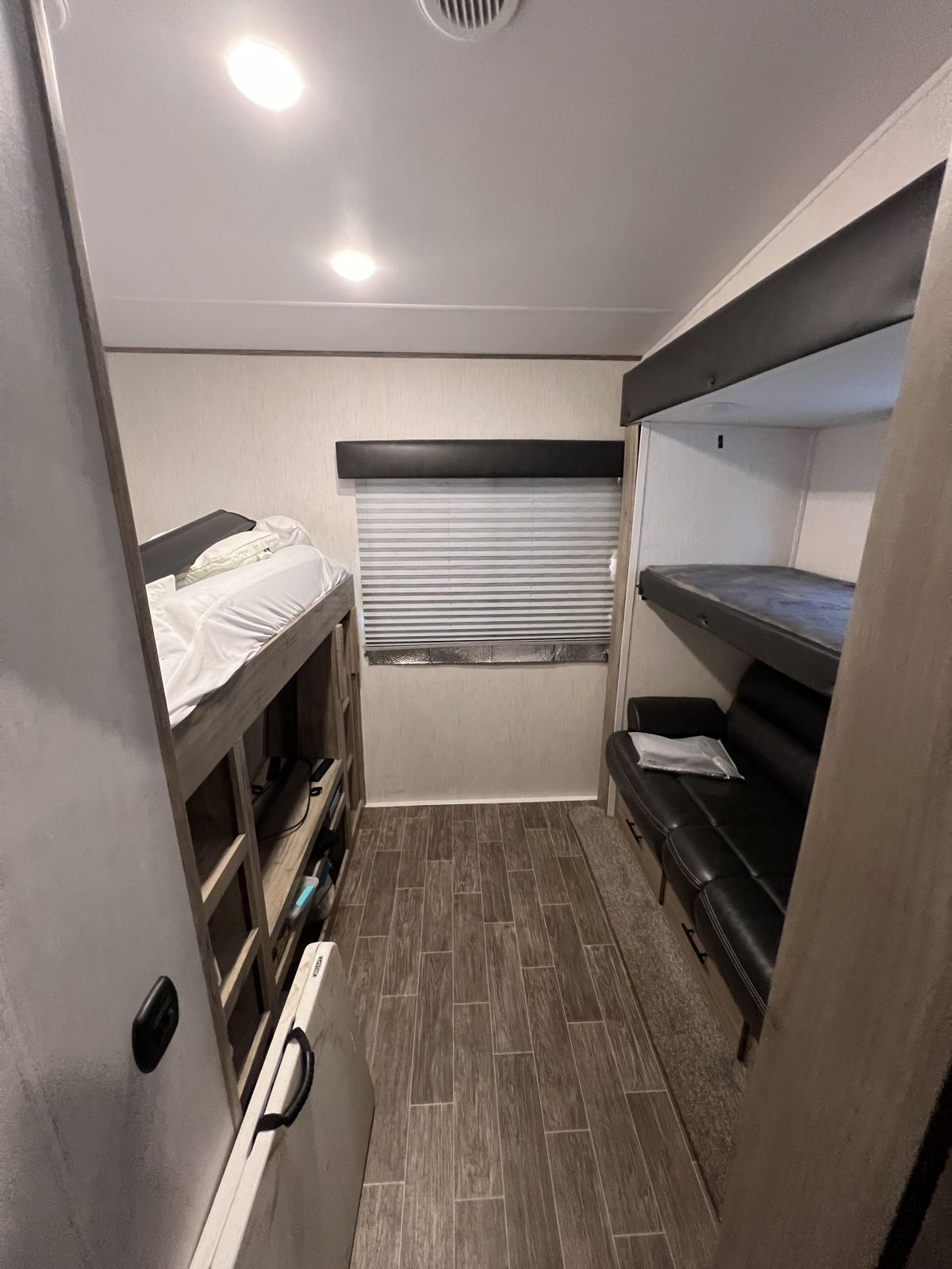 2021 Forest River Cherokee Arctic Wolf 321BH - National Vehicle