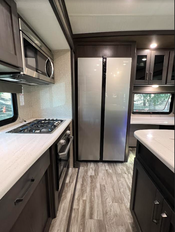 2022 Grand Design Reflection 320MKS - National Vehicle