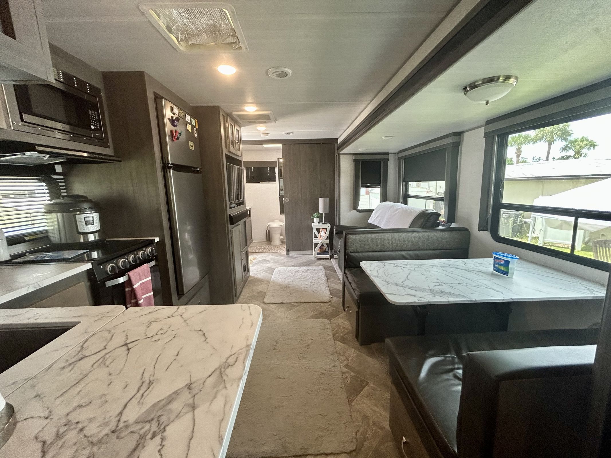 2021 East to West Alta 2600KRB - National Vehicle