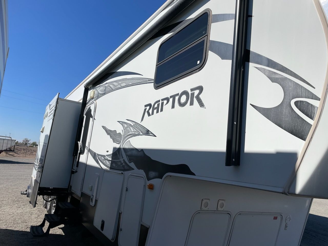 2012 Keystone Raptor 381LEV - National Vehicle