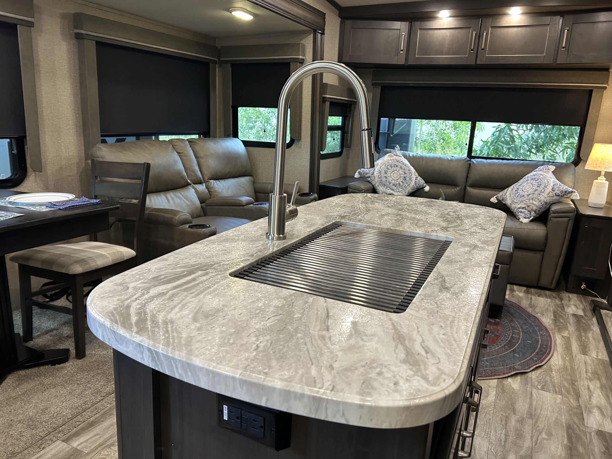 2021 Grand Design Reflection 295RL - National Vehicle