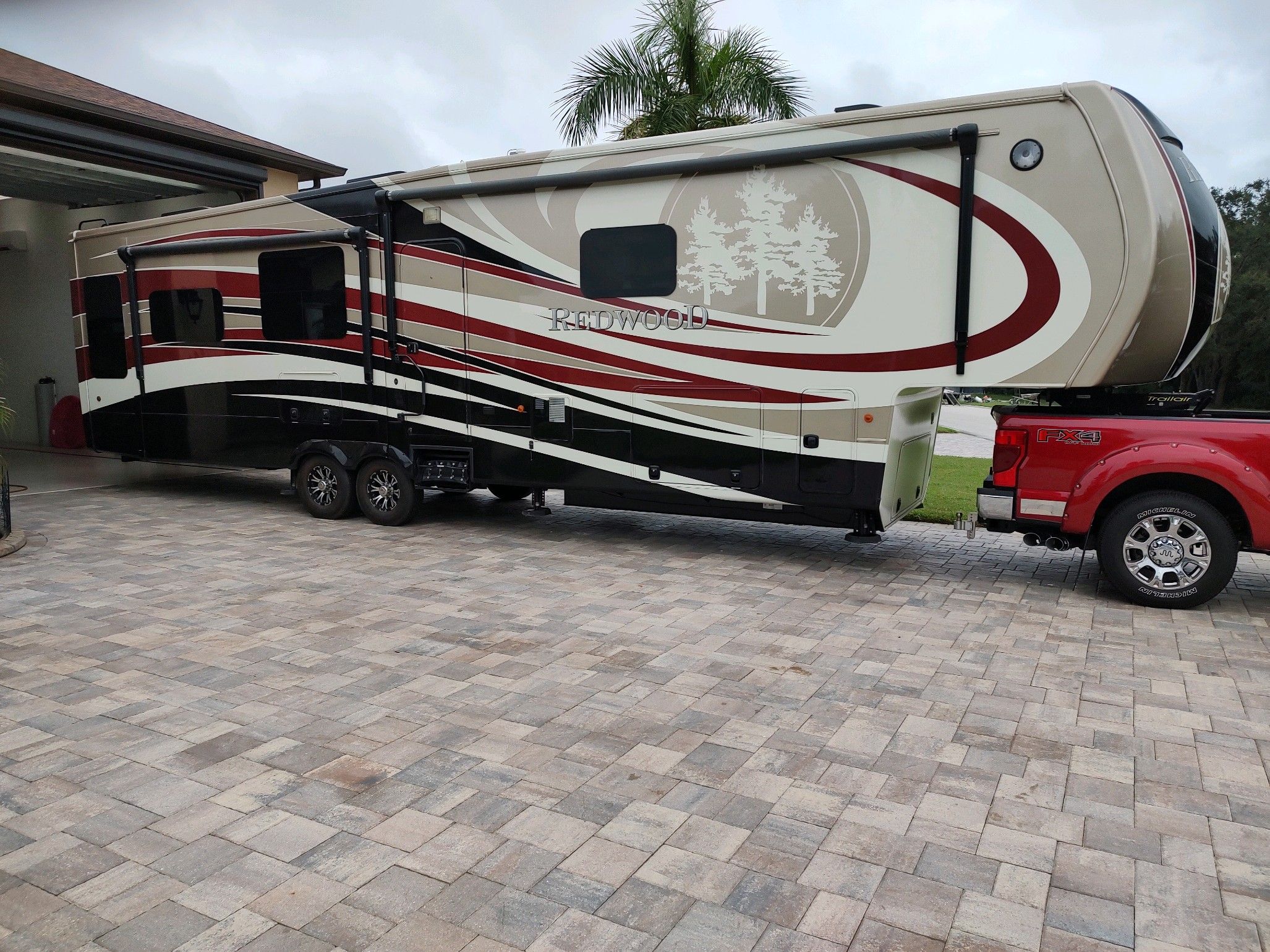 2015 Redwood RV 5th Wheel 39MB - National Vehicle