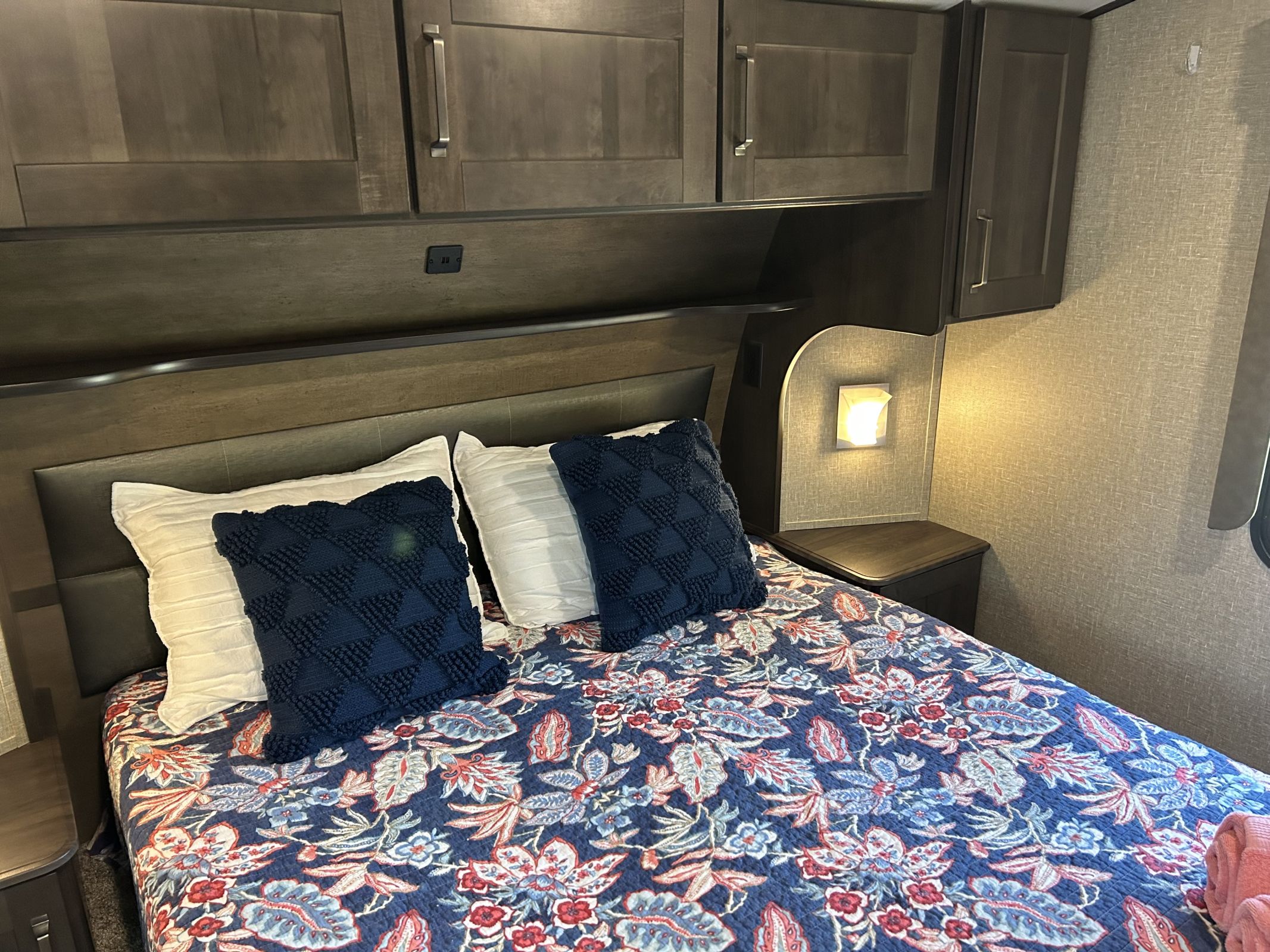 2021 Grand Design Reflection 295RL - National Vehicle