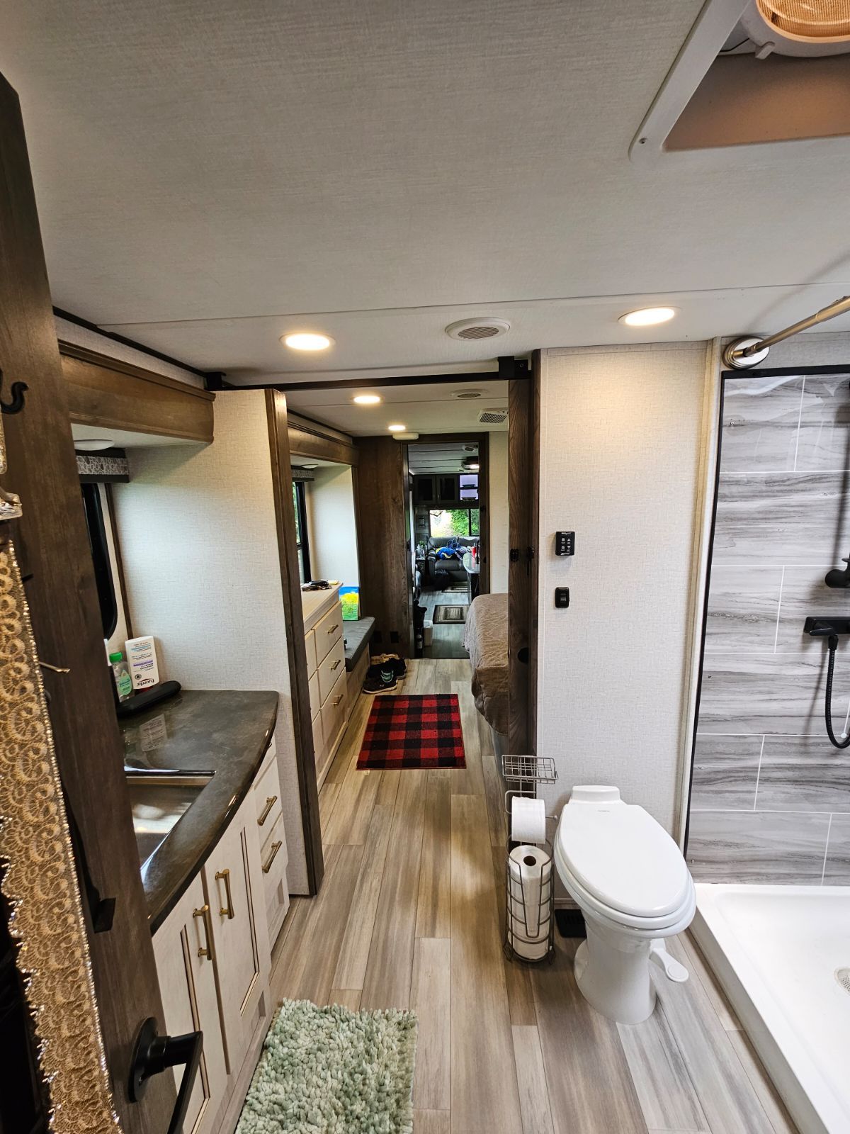 2021 Alliance RV Paradigm 370FB - National Vehicle