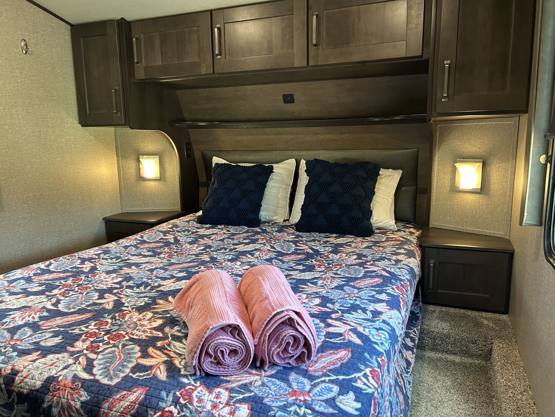 2021 Grand Design Reflection 295RL - National Vehicle