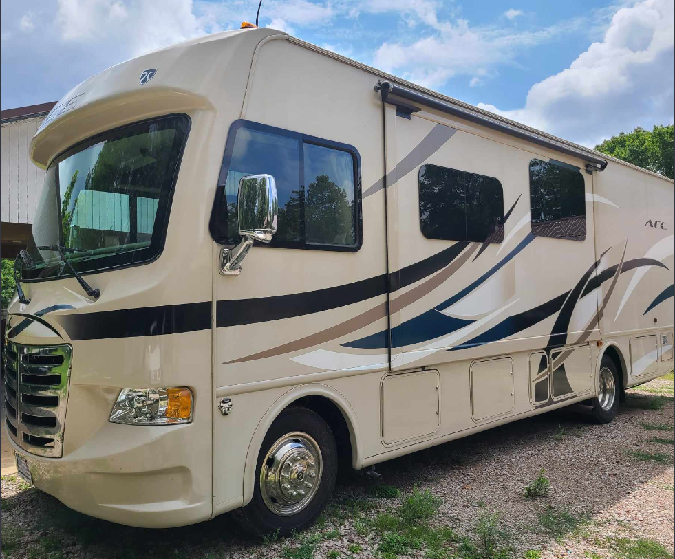 2015 Thor Motor Coach A.C.E. 30.1 - National Vehicle