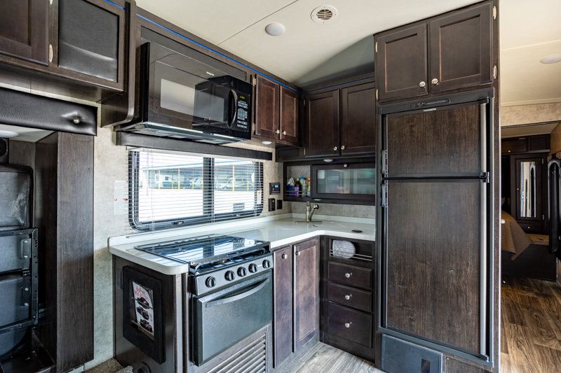 2020 Omega Weekend Warrior JJ2900+13 - National Vehicle