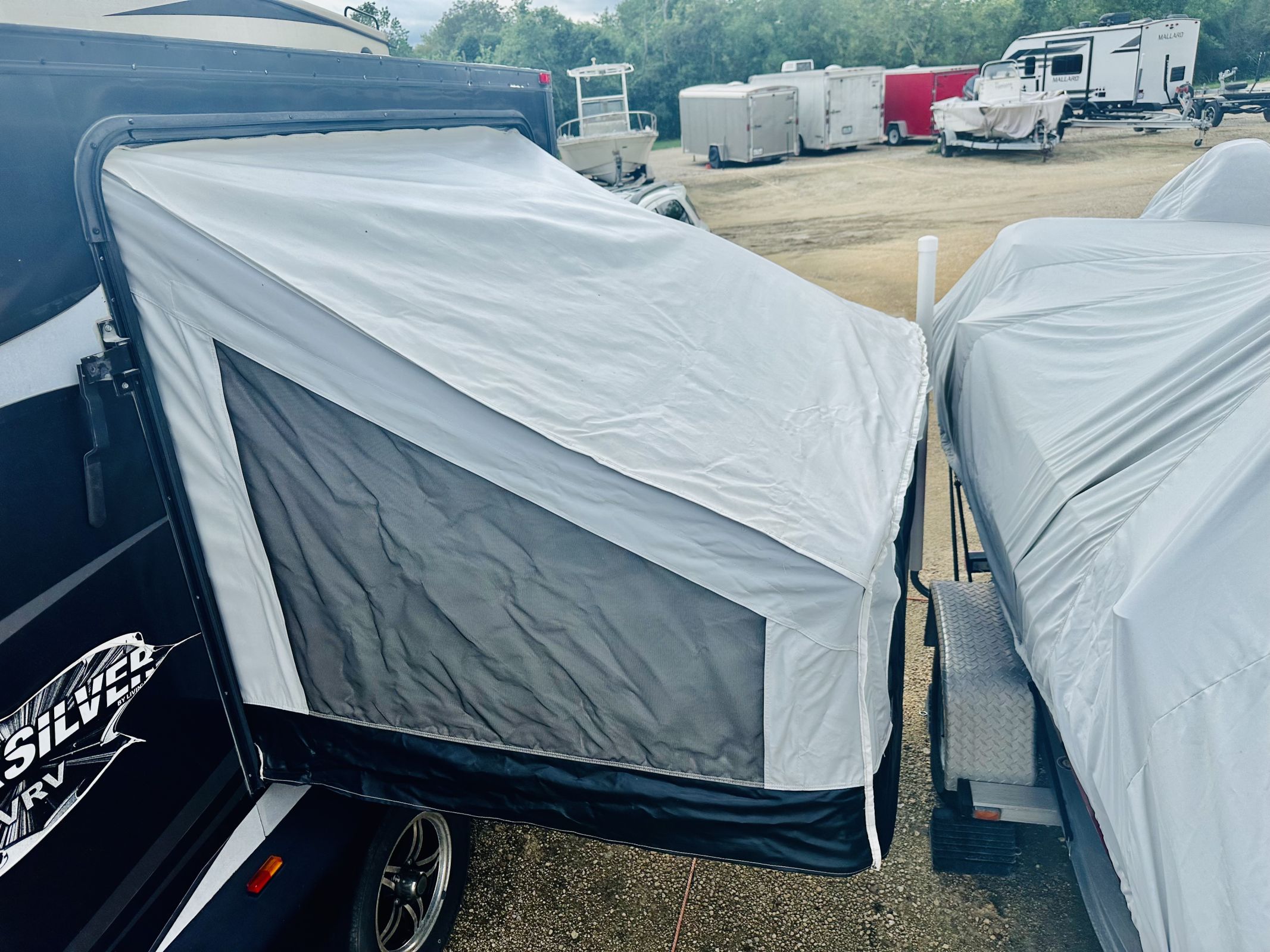 2015 Livin Lite Quicksilver VRV 7X20 - National Vehicle