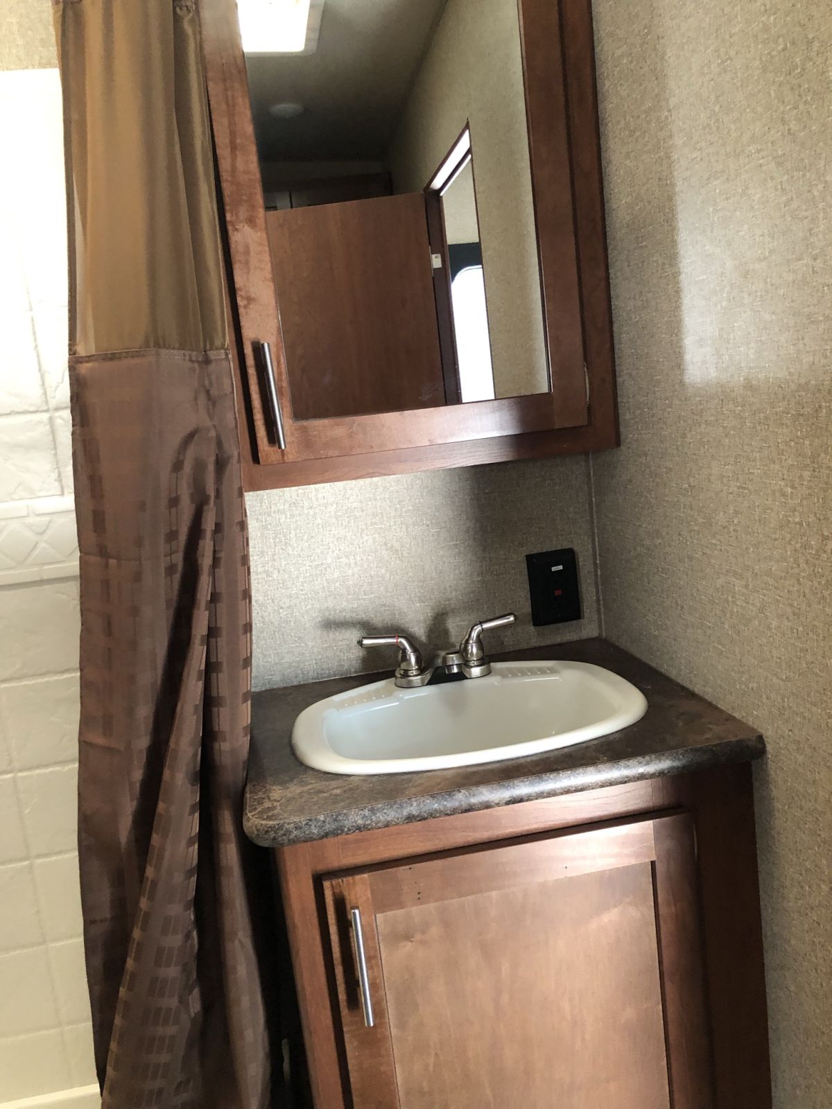 2016 Forest River Vengeance 25V - National Vehicle