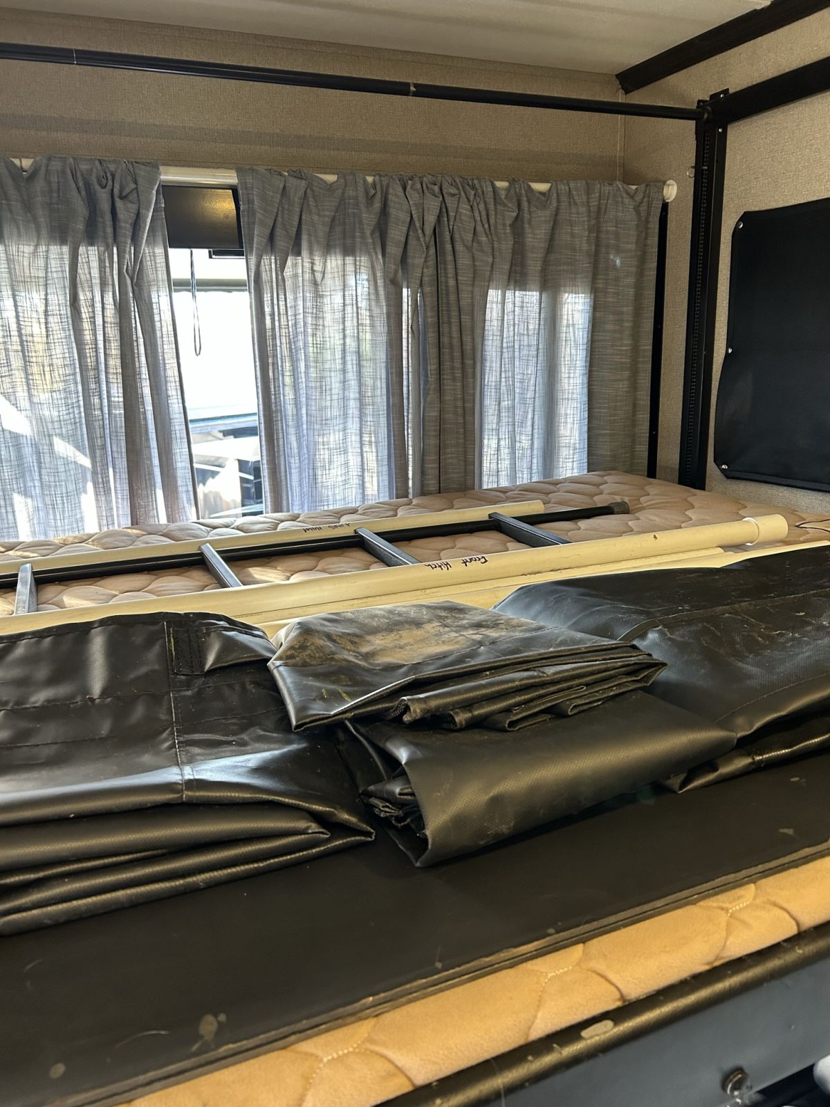 2017 Keystone Raptor 362TS - National Vehicle