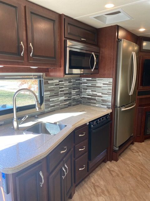 2017 Fleetwood Bounder 35K - National Vehicle