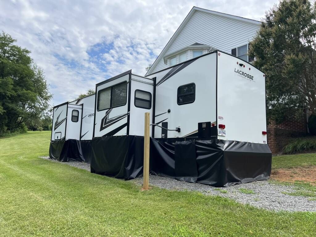 2022 Prime Time Lacrosse Luxury Lite 3411RK - National Vehicle