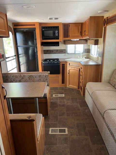 2012 Keystone Hideout 23RKSWE - National Vehicle