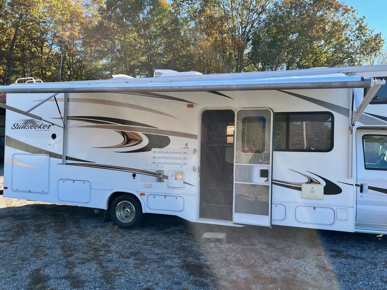 2013 Forest River Sunseeker 3050S - National Vehicle