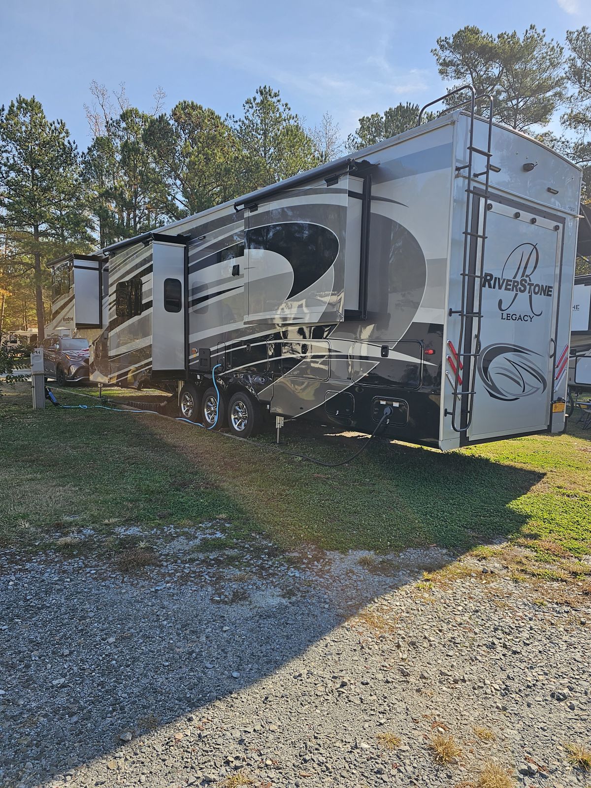 2021 Forest River Riverstone Legacy 42FSKG - National Vehicle