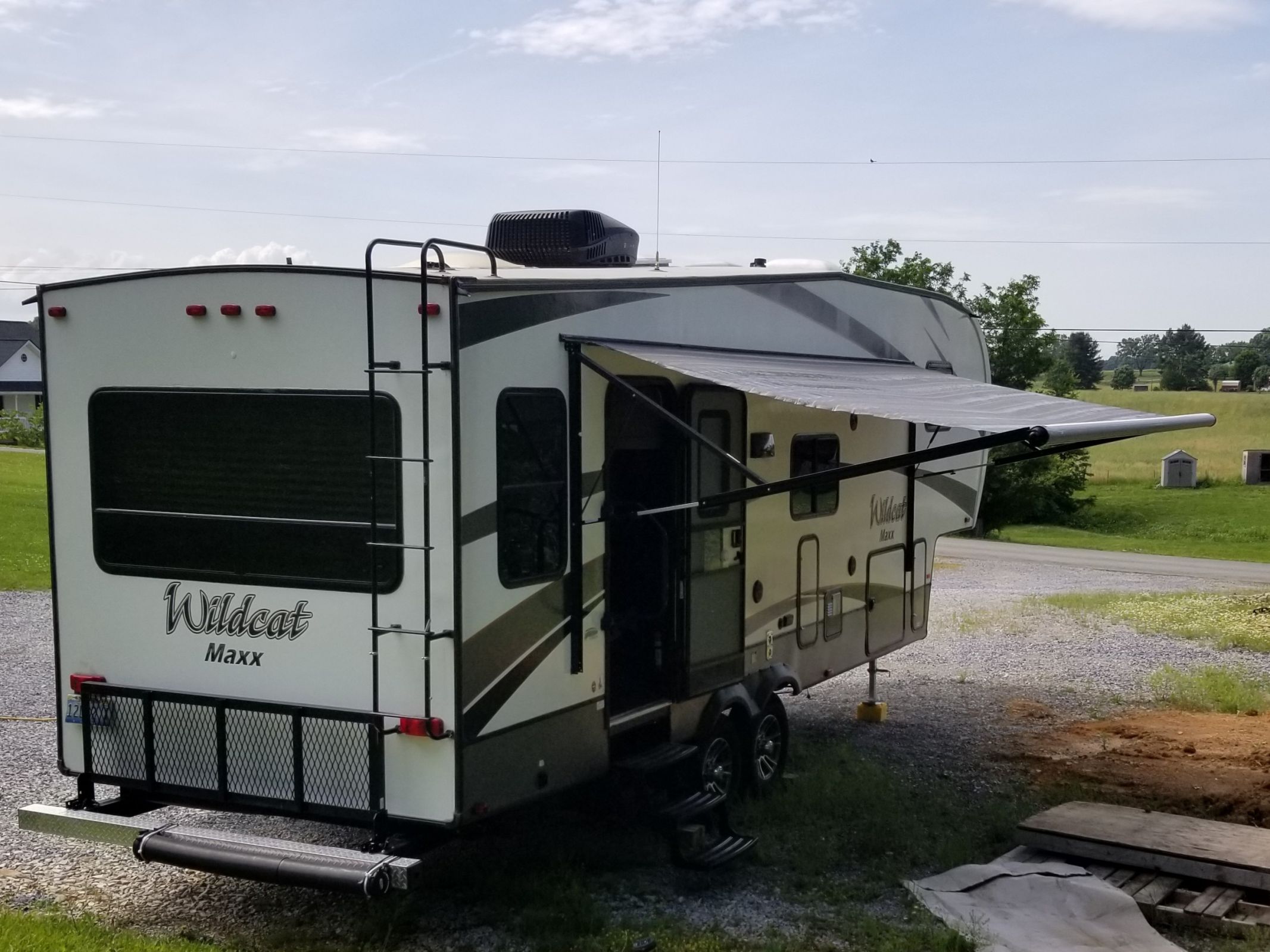 2017 Forest River Wildcat Maxx 250RDX - National Vehicle