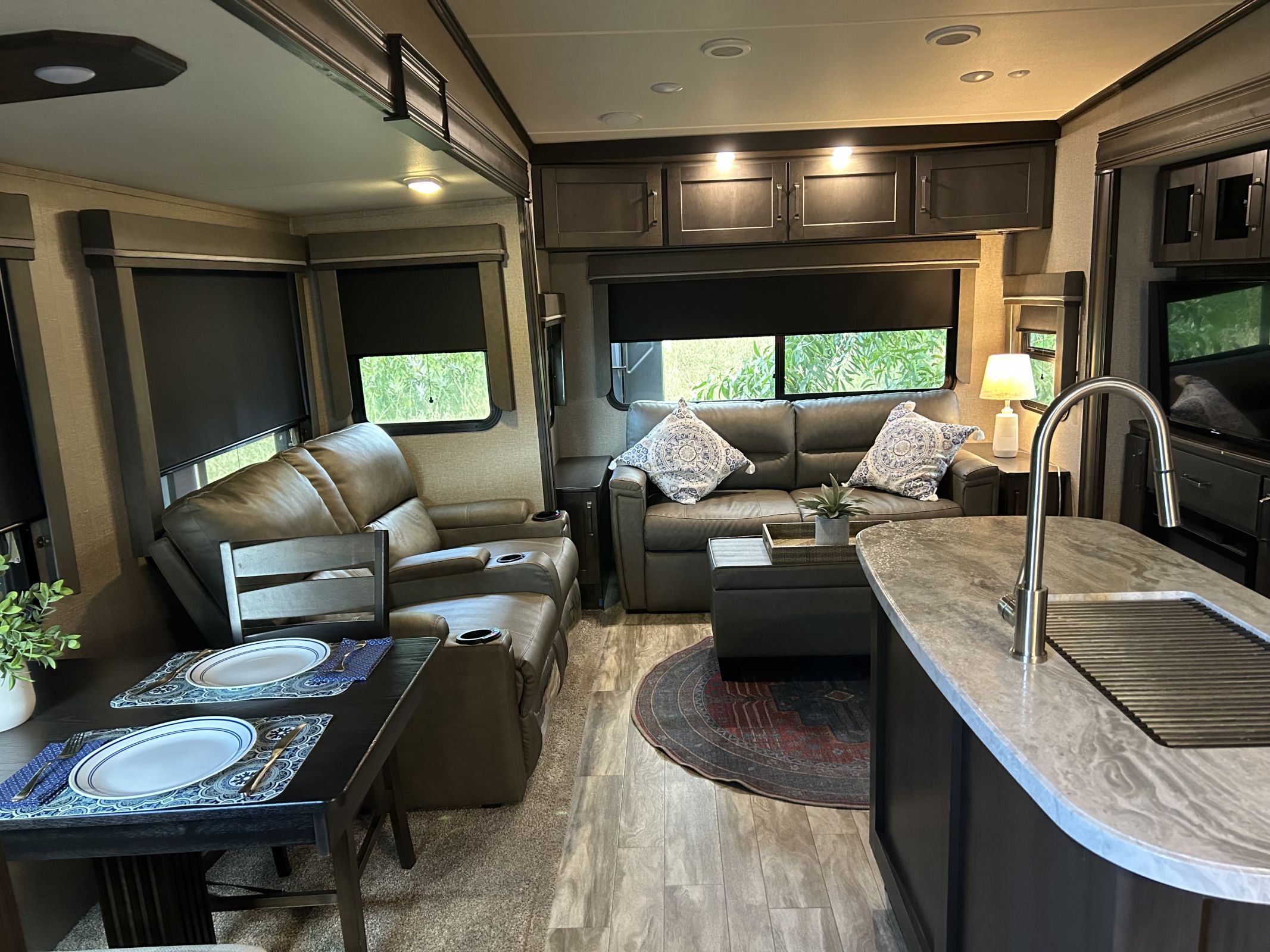 2021 Grand Design Reflection 295RL - National Vehicle