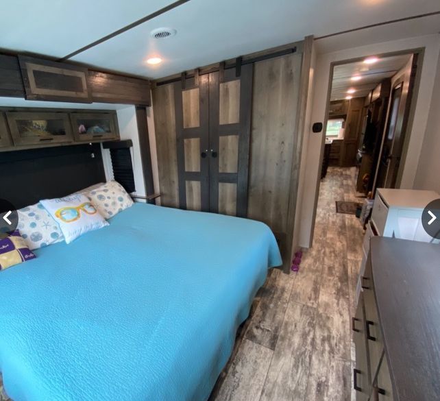 2020 Keystone Sprinter Limited 333FKS - National Vehicle