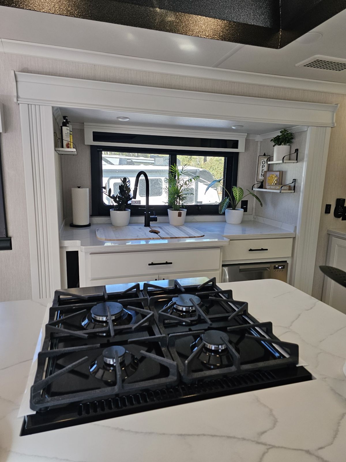 2021 Forest River Riverstone Legacy 42FSKG - National Vehicle