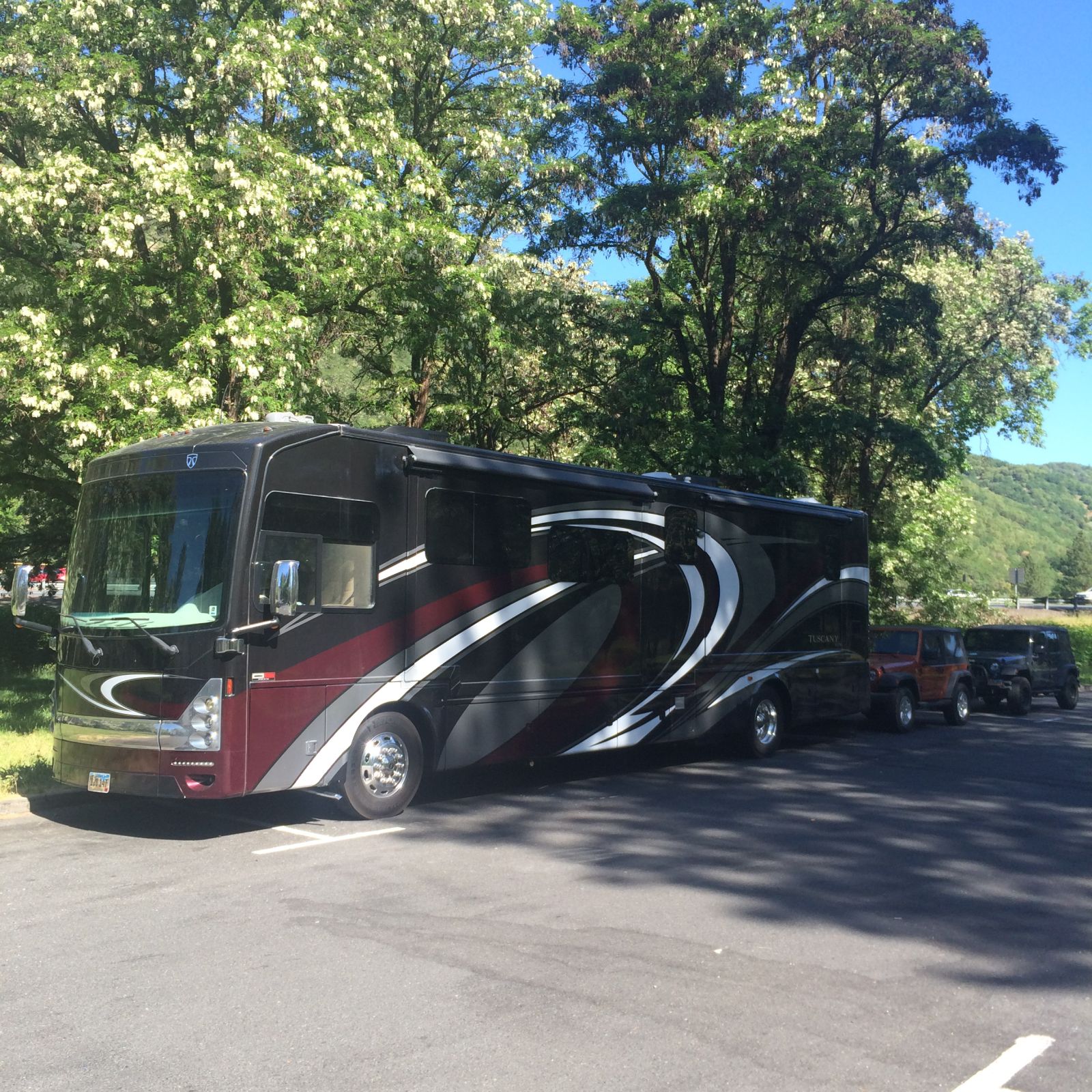 2016 Thor Motor Coach Tuscany XTE 40AX - National Vehicle