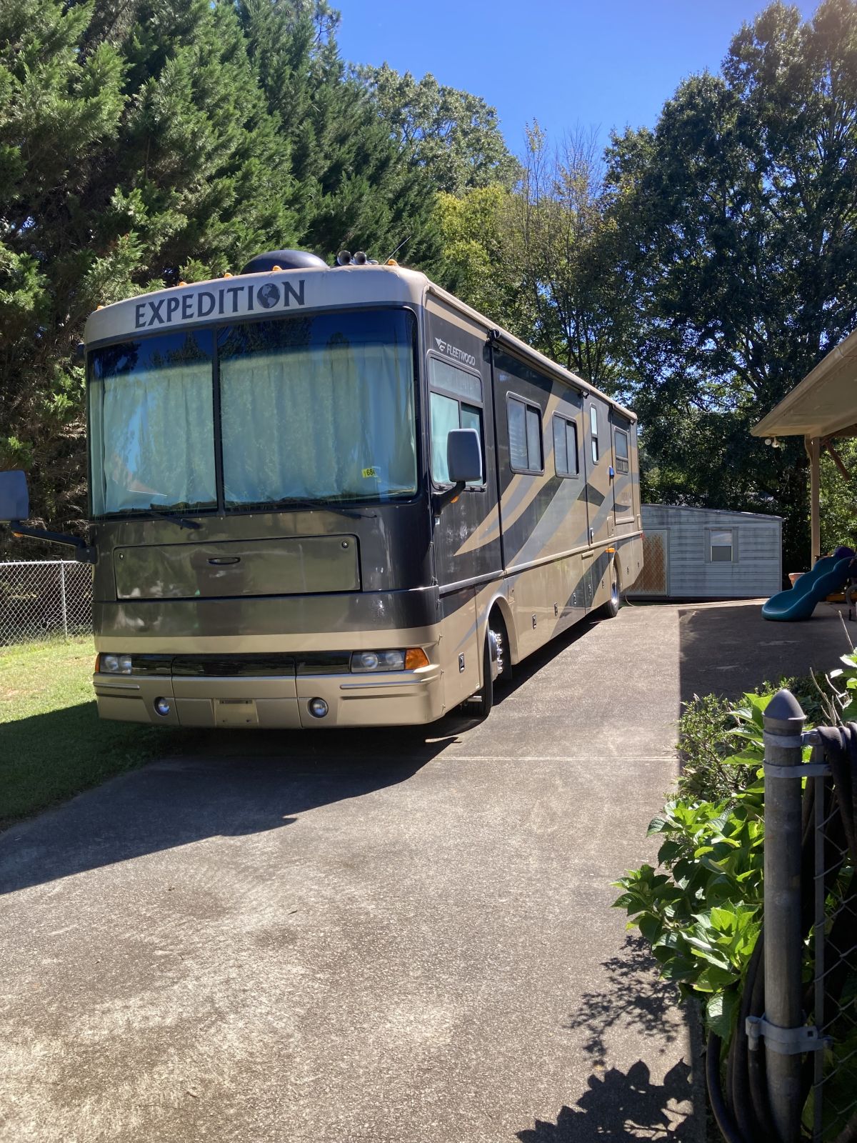 2004 Fleetwood Expedition 38N - National Vehicle