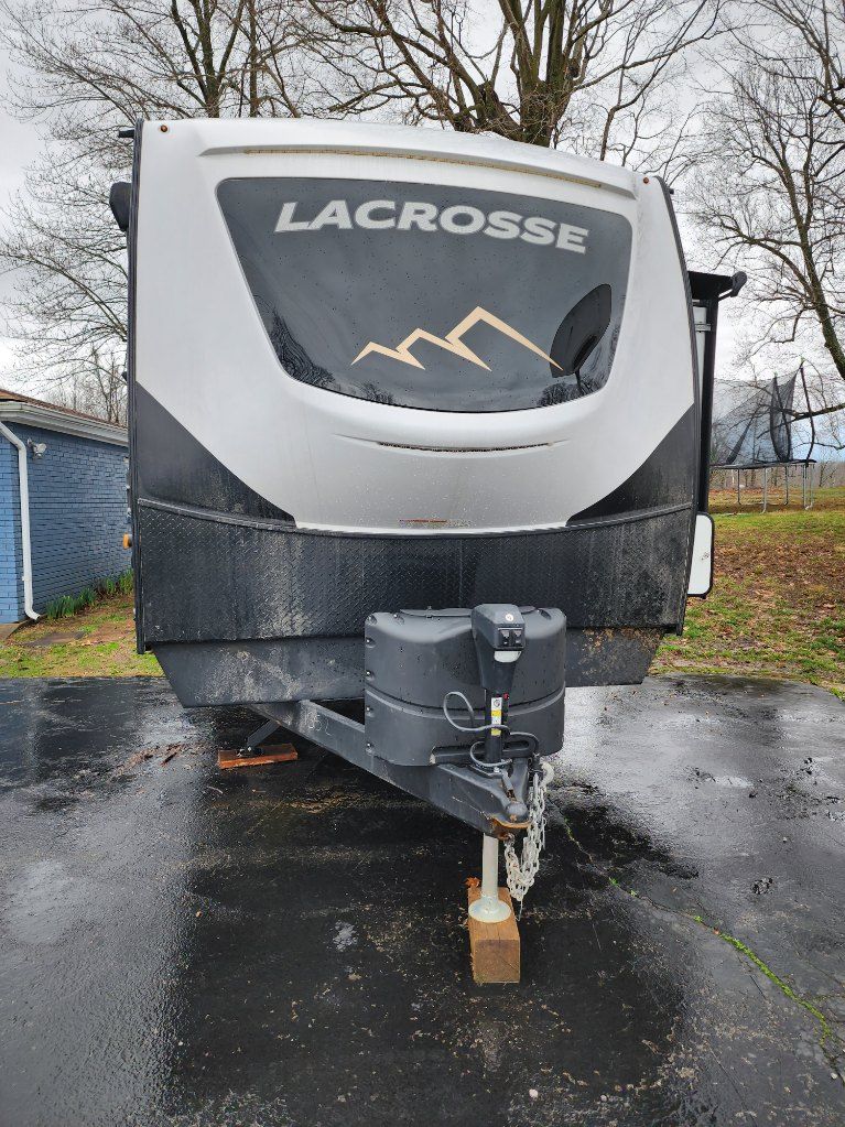 2022 Prime Time Lacrosse Luxury Lite 3411RK - National Vehicle