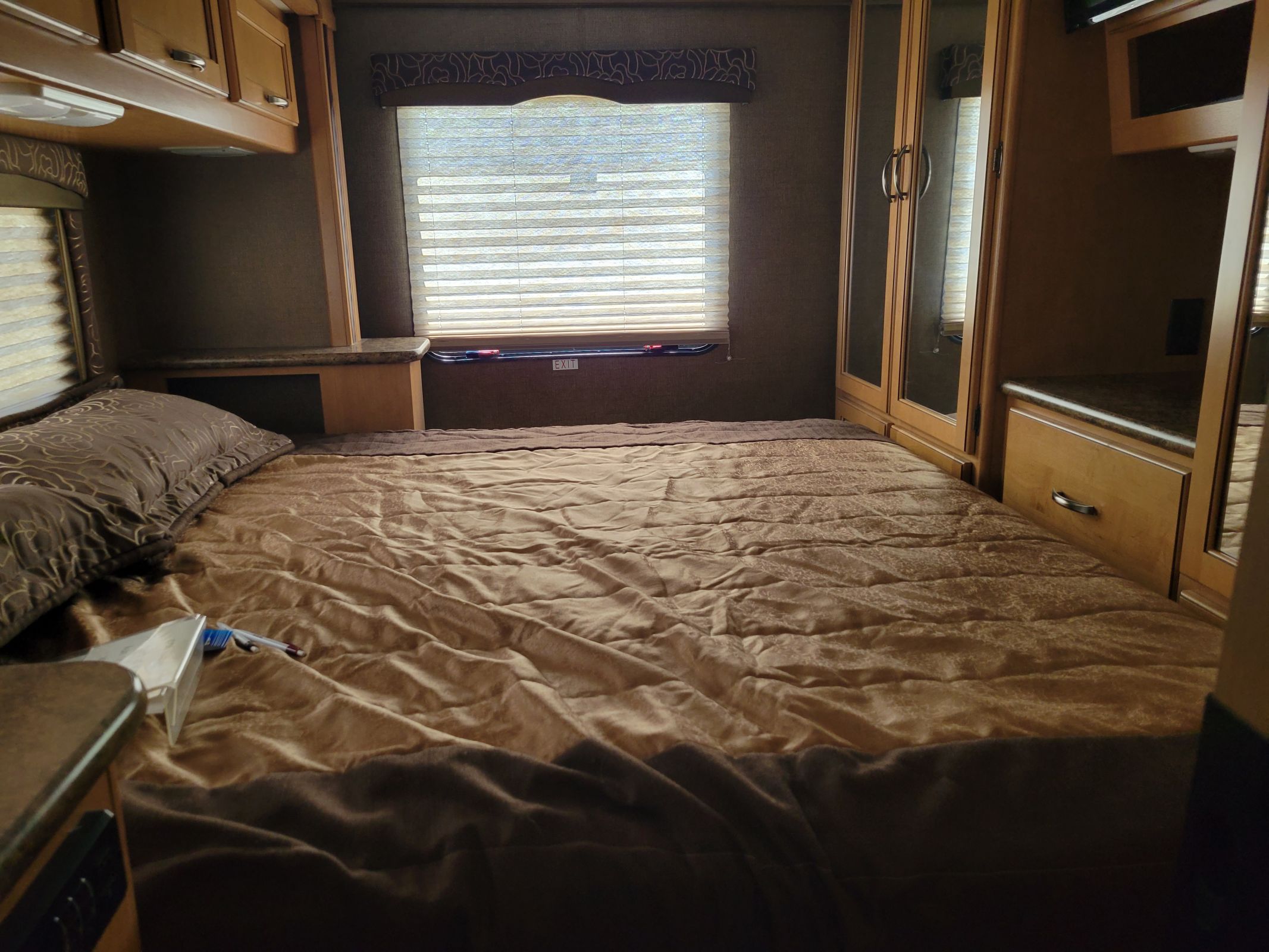 2015 Thor Motor Coach Chateau 28F - National Vehicle