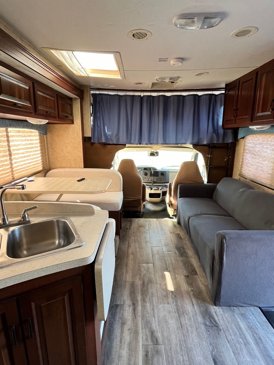 2013 Forest River Sunseeker 3050S - National Vehicle