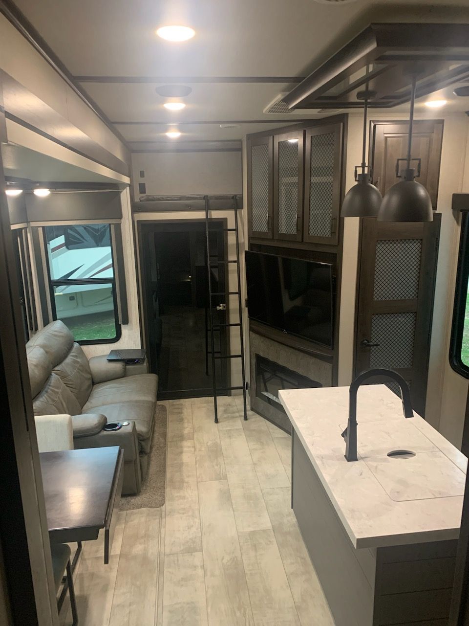 2021 Grand Design Momentum 397TH - National Vehicle