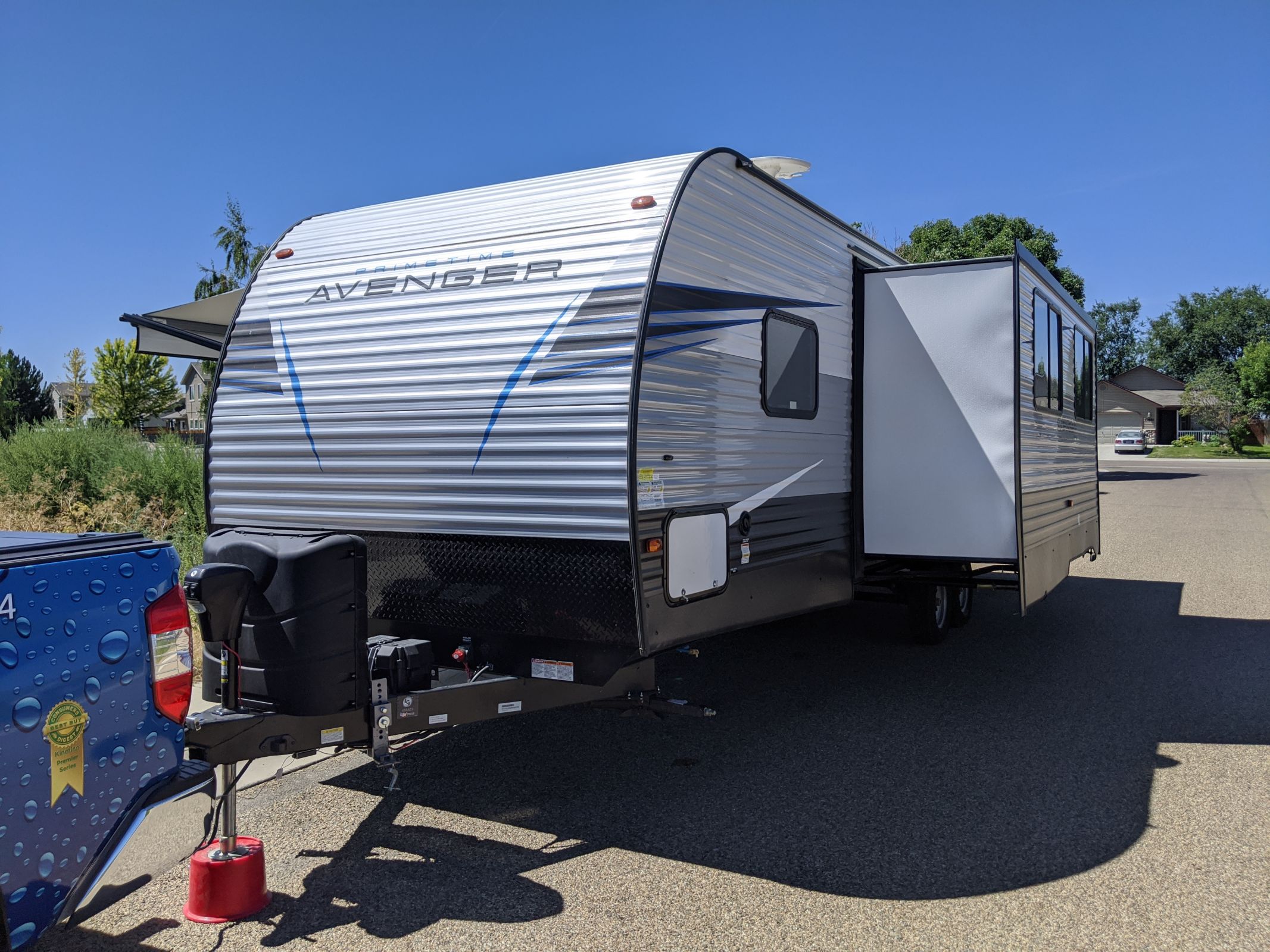 2020 Prime Time Avenger 27BHS - National Vehicle