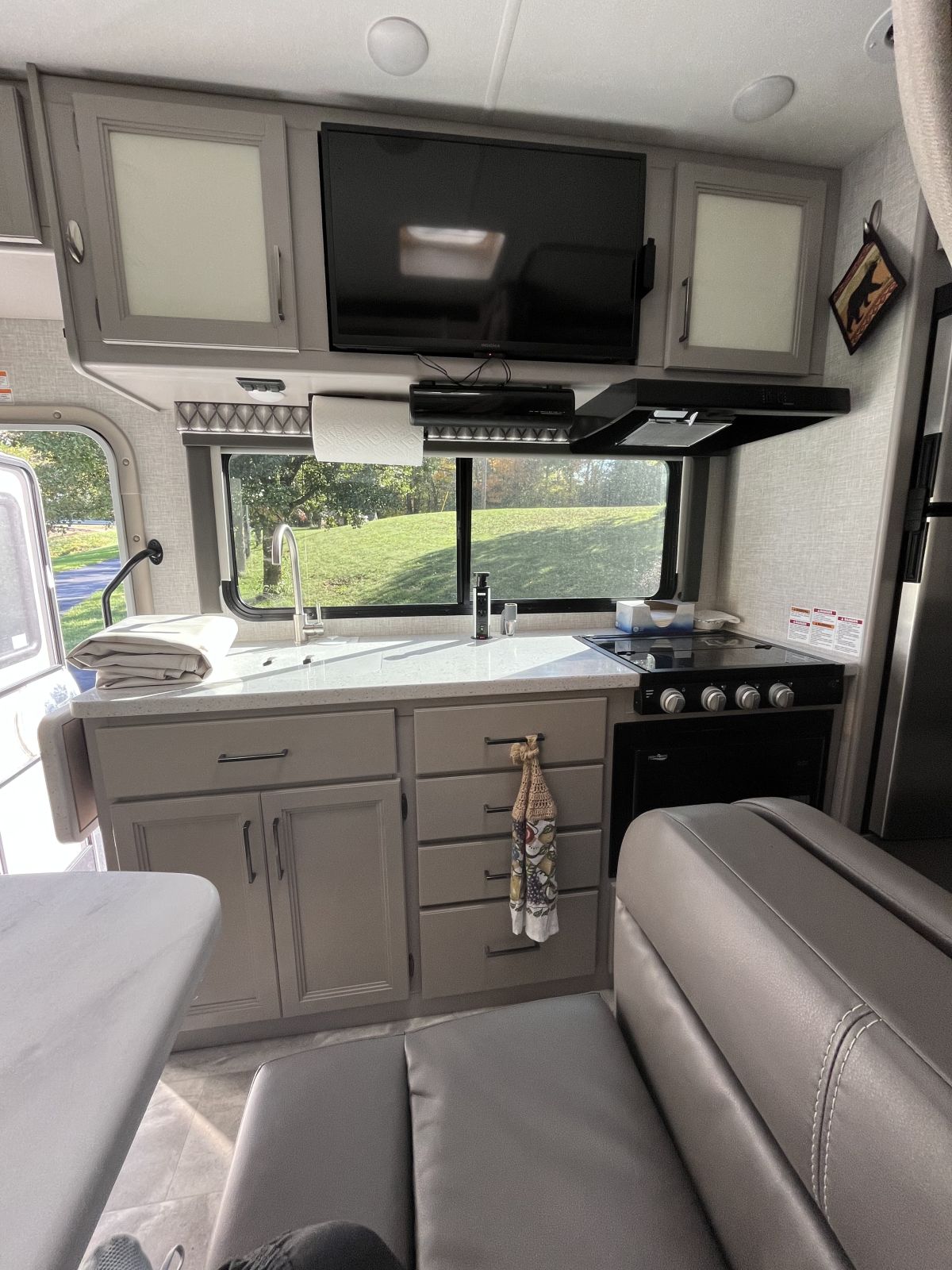 2023 Thor Motor Coach Quantum Sprinter MB24 - National Vehicle