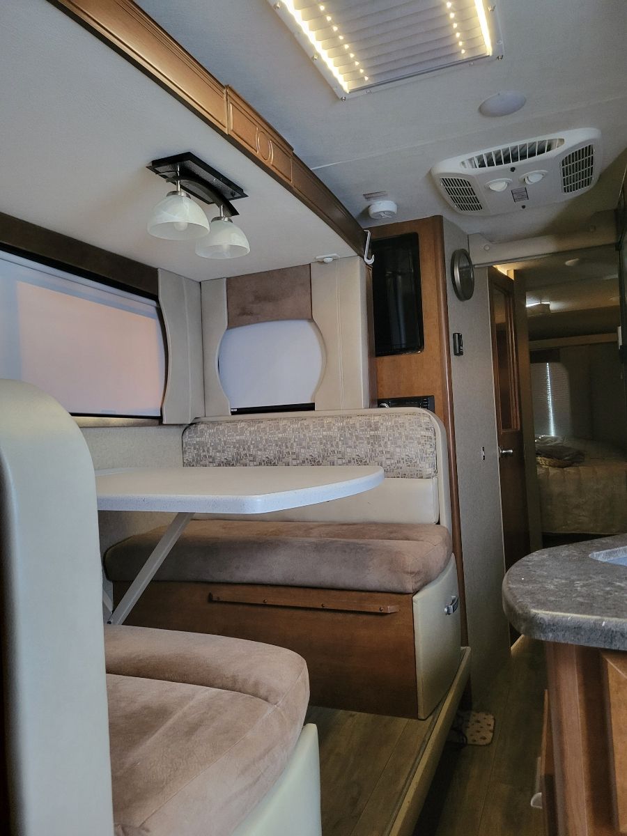 2020 Lance Travel Trailer 2375 - National Vehicle