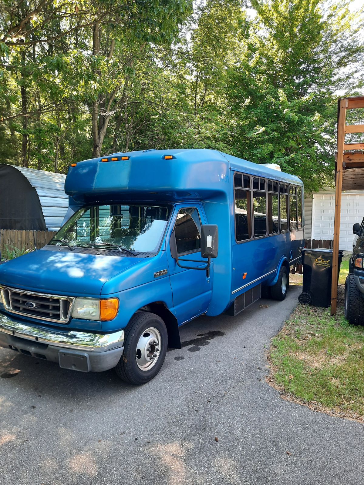 2006 Ford E450 Conversion Shuttle Bus - National Vehicle