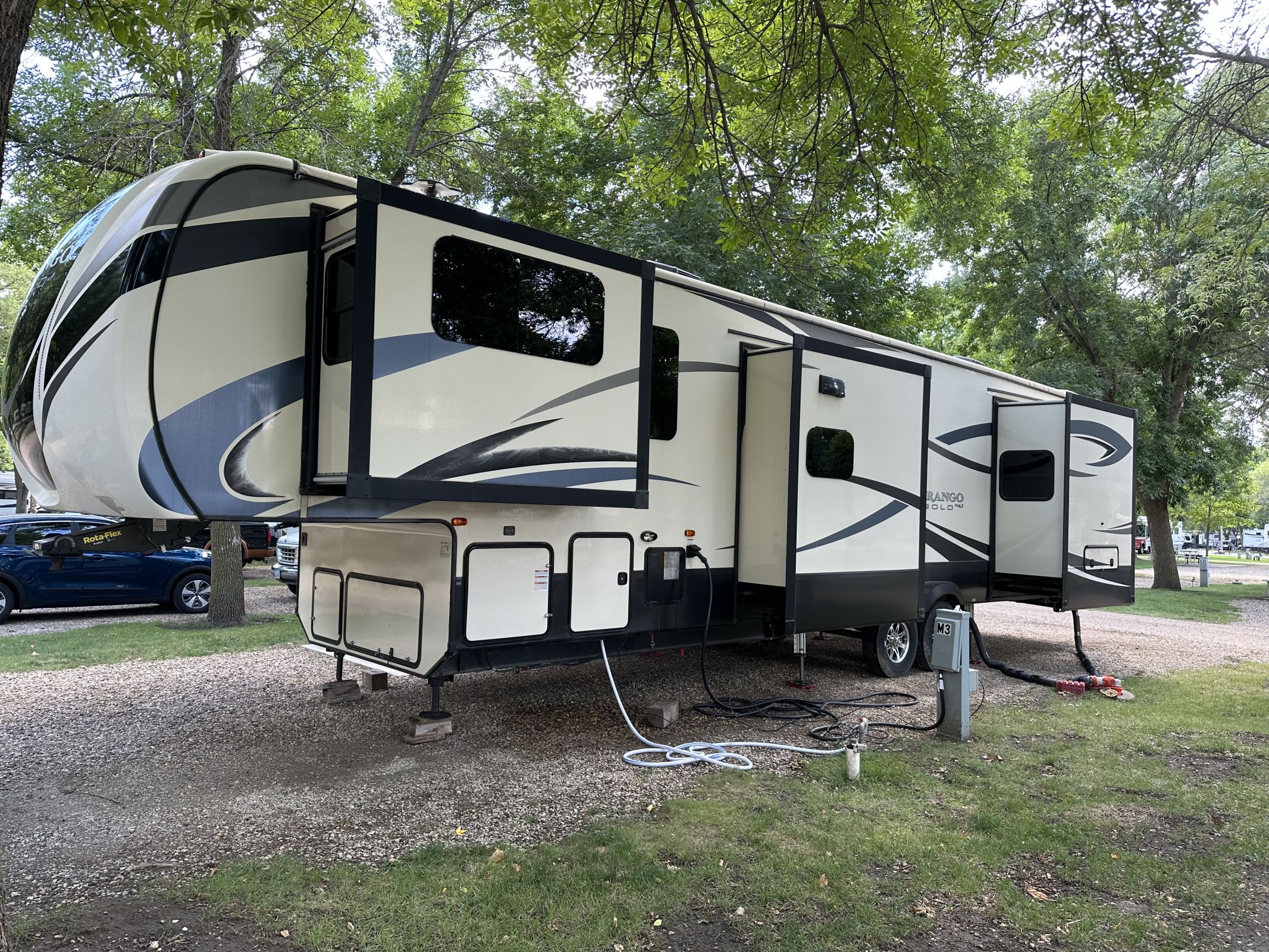 2019 K-Z Durango Gold 385FLF - National Vehicle