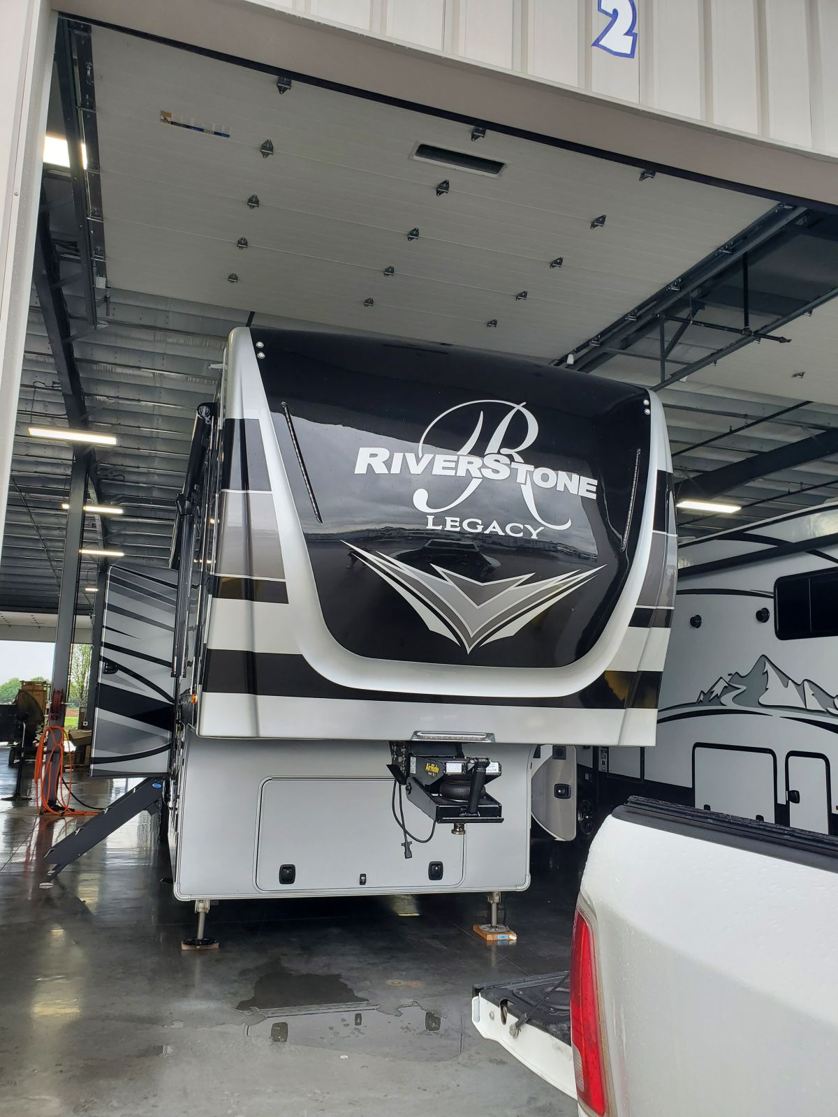 2021 Forest River Riverstone Legacy 42FSKG - National Vehicle