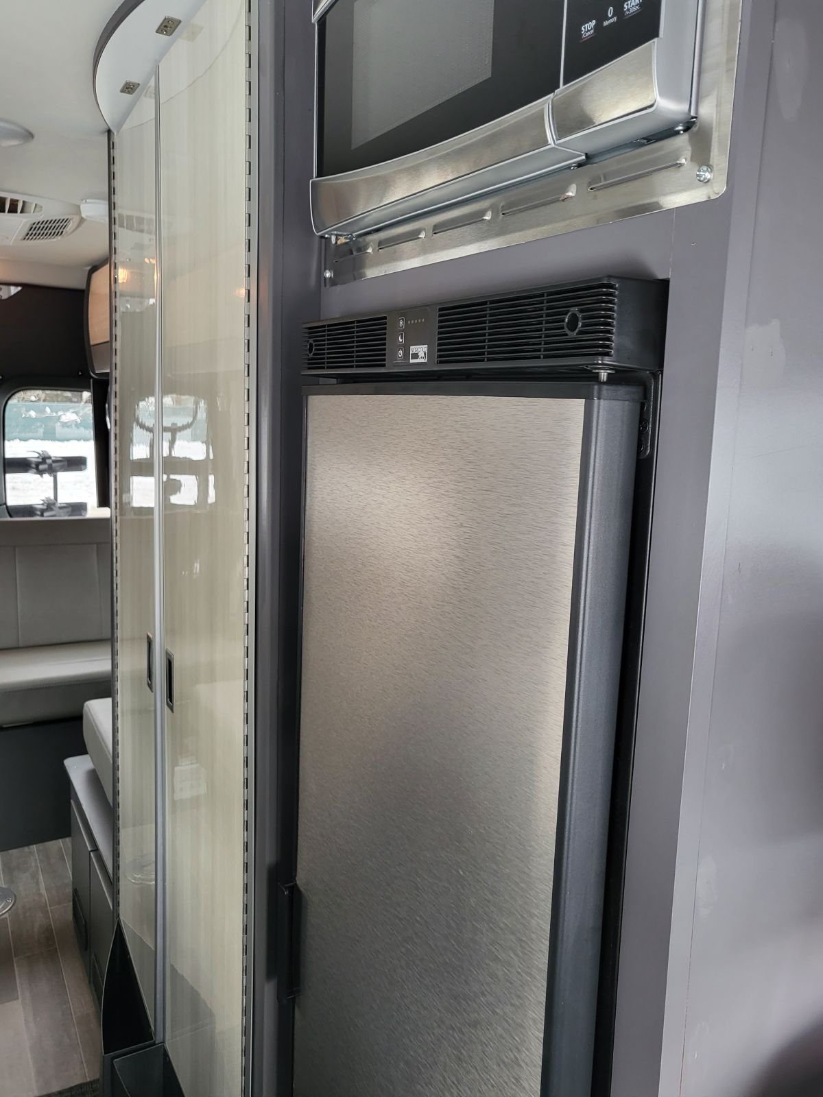 2022 Thor Motor Coach Sanctuary 19P - National Vehicle