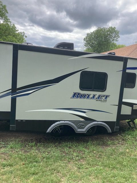 2018 Keystone Bullet Ultra Lite 248RKS - National Vehicle