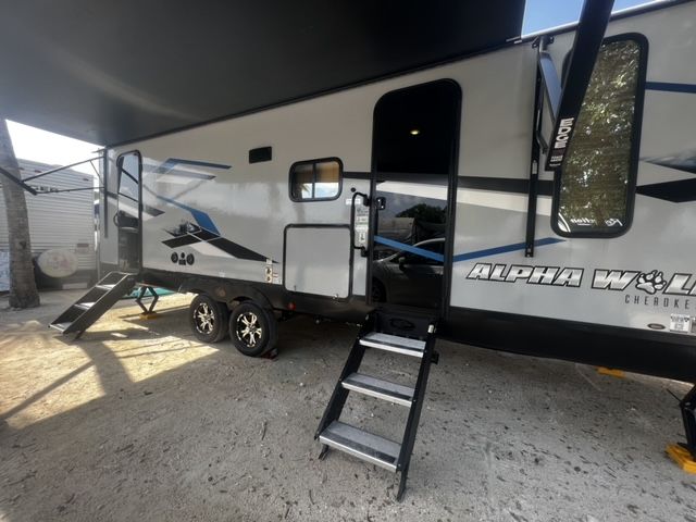 2023 Forest River Cherokee Grey Wolf 26DBH - National Vehicle