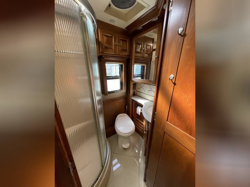 2013 Tiffin Motorhomes Phaeton 36GH - National Vehicle